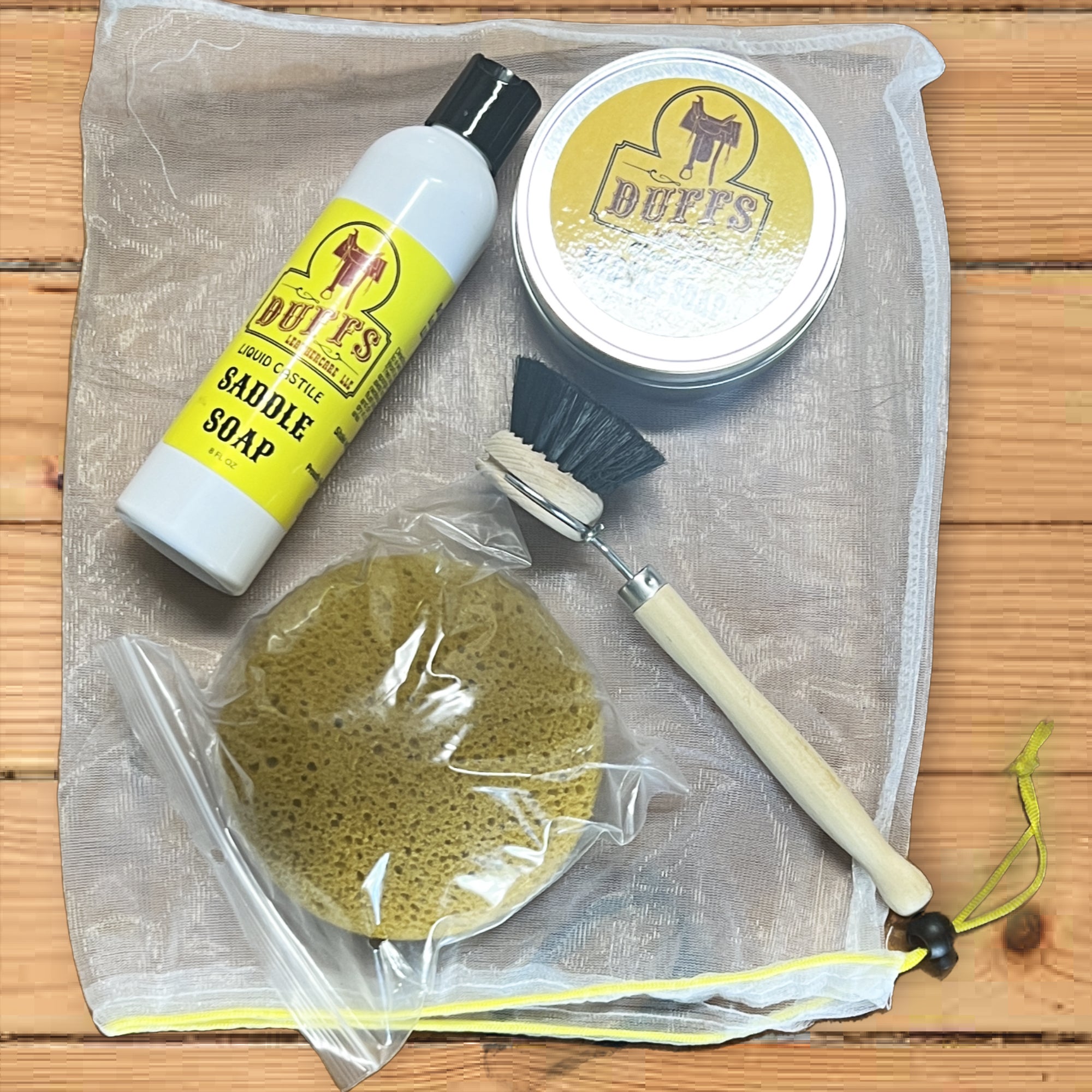 Duffs saddle cleaning kit | Silver Star Ranches Inc.